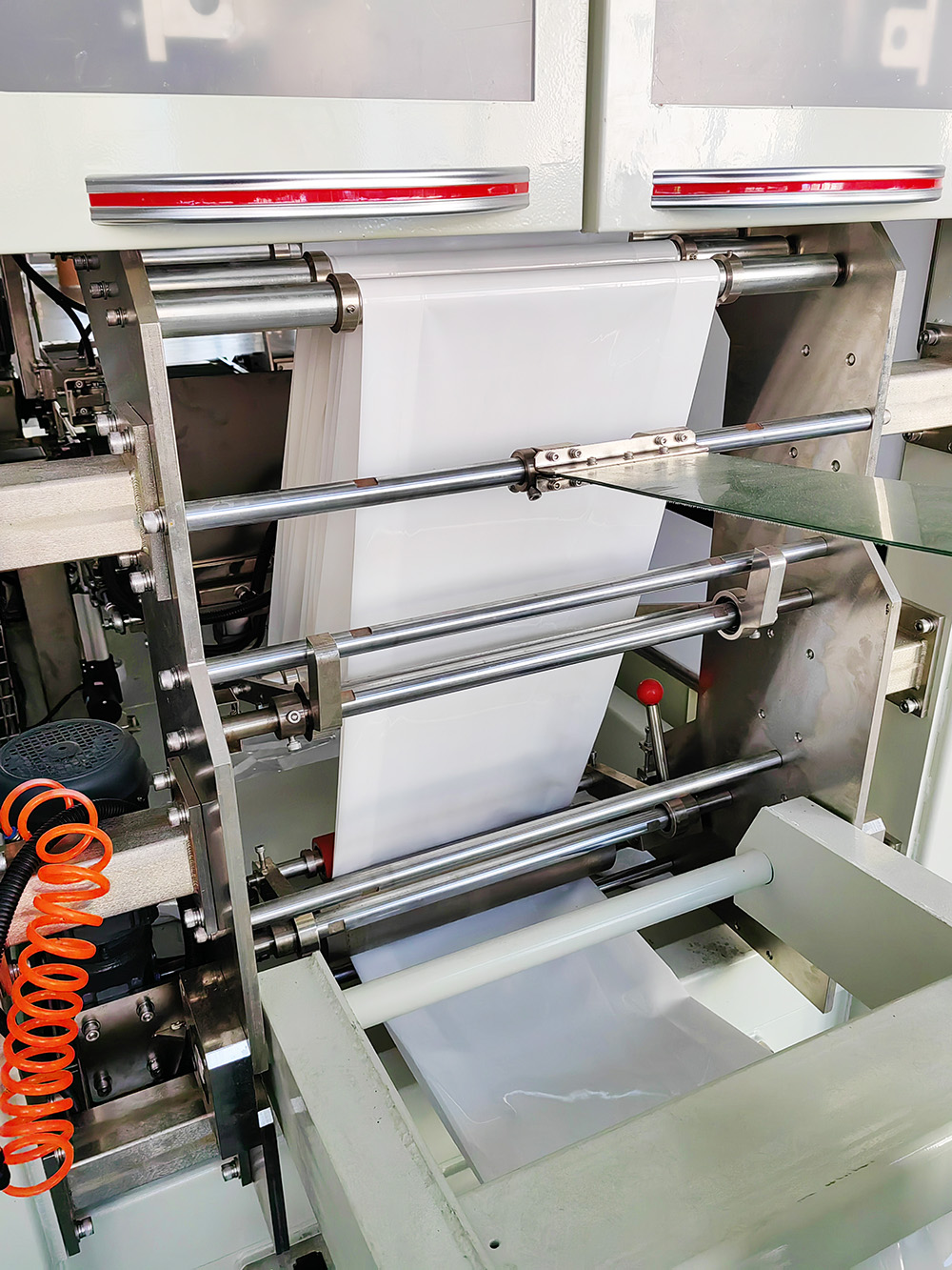 Horizontal Form Fill and Seal Bagging Machine Tubular Film FFS Bag ...